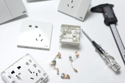 China Wall Outlet Injection Mold Designed for Electrical Switch Socket Component Production for sale