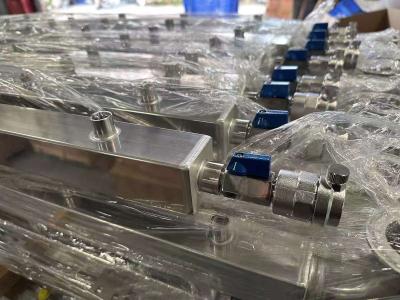 China Liquid Cooling Manifold Solution Injection Mold for Pipeline Distribution Manufacturing for sale