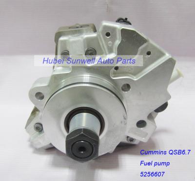 China Komatsu PC210LC-8 excavator SAA6D107 engine fuel pump 5256607,3975701,4941066,4988593 for sale