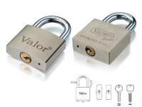 China Solid Stainless Steel 45mm Padlock Long Shank Keyed Alike for sale