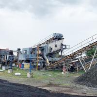China Customization Chinese Exporter Offers Convenient Mining Crawler Mobile Impact Crusher for sale