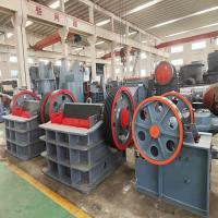 China Aggregate 50-200tph Stone Jaw Crusher with Vibrating Screen and Inlet Size 210-1020mm for sale