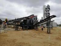 China Portable Jaw Impact Cone Crusher for Plimestone Granite Crushing YD938E69/YD1142E710 for sale