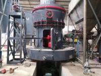 China 1-25tph Capacity Limestone Raymond Grinding Mill Machine Finished Size mm 0.18-0.045mm for sale
