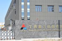 China 1-25tph Capacity Limestone Raymond Grinding Mill Machine Finished Size mm 0.18-0.045mm for sale