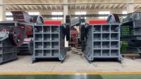 China Jaw Mounted Crusher Rock Crushing Machine with Professional Engineer Assigned and 1year for sale
