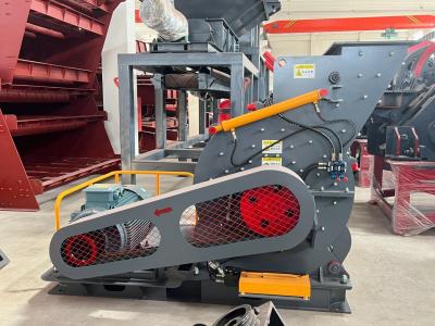 China PC4008-75 Motor Type AC Motor Coarse Powder Hammer Mill Production Line Machine Plant for sale