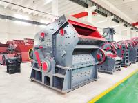 China Under Technical Guidance Installation 50-300 T/H Limestone Granite Impact Crusher for sale