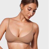 China Quick Dry Versatile Sporty Wireless Jelly Strip Bra For Everyday Multi - Use for sale