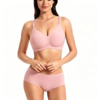 China Feminine Unnoticeable U - Back Jelly Push Up Bra For Everyday Layering for sale