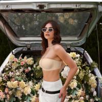 China Elastic Flattering Invisible Wireless Jelly Strip Bra For Layering for sale