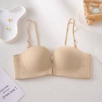 China Unnoticeable Fitted Everyday Wireless Jelly Strip Bra For Under Tees for sale