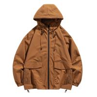 China Waterproof Breathable Sports Coat with Ergonomic Fit for Hiking and Outdoor Activities for sale