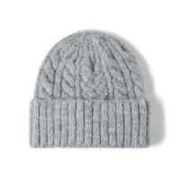 China Unisex Versatile Wool-Blend Winter Beanie with Skin-Friendly Fabric and Wind-Resistant Design for sale