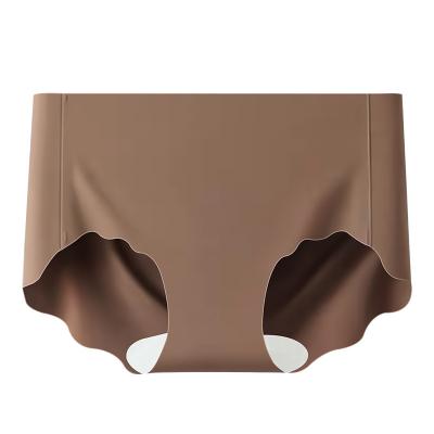 China Seamless Ice-Silk Cool-Touch Polyamide Ladies' Briefs with 4-Way Dynamic Stretch for Daily Commuting for sale