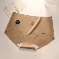 China Smooth Seamless Chafe-Free Resilient 4-Way Stretch Cool Breathable Moisture-Wicking Ladies' Briefs for Yoga for sale