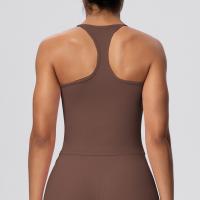 China Minimal Moisture-Wicking Women's Sports Top with Breathable Polyamide Fabric for Gym Workouts for sale