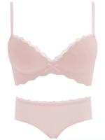 China Elegant Christmas Lace Bra Set with Breathable Fabric and Durable Lace Craftsmanship for Versatile Multi-Scene Use for sale