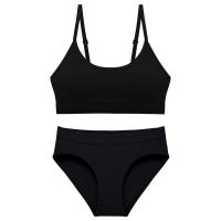 China Hypoallergenic Seamless Jelly Sports Bra with Adjustable Straps and Medium Support for sale