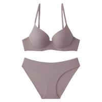China Medium Support Skin Friendly Lightweight Seamless Jelly Sports Bra for Everyday Active Wear for sale