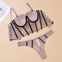 China Breathable Secure Support Sports Bra Set with Quick-Dry Technology for Yoga and Activewear for sale