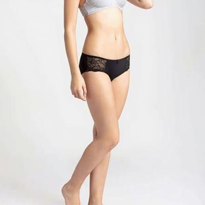 China Breathable Comfort Fit Seamless Plus Size Women's Briefs for Lounge at Home for sale