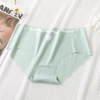 China Unnoticeable Seamless Edges Women's Briefs with Breathable Lightweight Fabric and Cloud-Soft Comfort Fit for sale