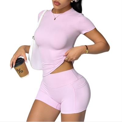 China Smooth Breathable Stretchy Sports Yoga Sets for Women Gym Workouts and Light Exercise for sale