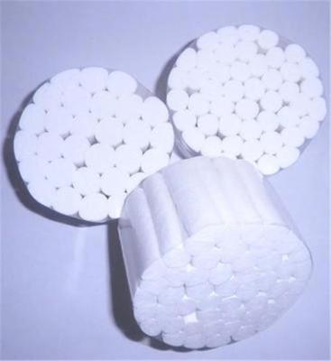 China Patient Dental Cotton Roll Firmly Attached No Cellulose Rayon Fibers Skin Friendly for sale