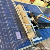 China Solar Panel Cleaning Robot 150m Range 3-4h Working Time with Water Pump for sale