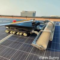China Solar Panel Cleaning Robot 150m Range 3-4h Working Time with Water Pump for sale