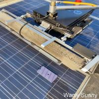 China 24V Remote Controlled Solar Panel Cleaning Robot for Photovoltaic Panels 1000W for sale