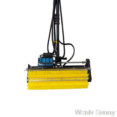 China Portable Lithium Battery Photovoltaic Cleaning Roller Brush 5.5 Meter Telescopic Handle CE Certified for sale