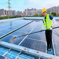 China Manual Pressure Water Spray Brush for Solar Panel Cleaning 7.5m Handle for sale