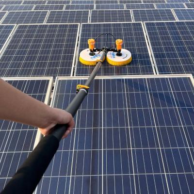 China Solar Panel Cleaning Brush 5.5m Telescopic Pole Rotating Brush Lithium Battery 24V 30Ah for sale