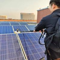 China High Altitude Solar Panel Cleaner with 5.5 M Handle and Nylon Yarn Control Artificial for sale
