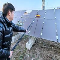 China 55cm Big Head Manual Spray Brush 10m Adjustable Handle Solar Panel Cleaning for sale