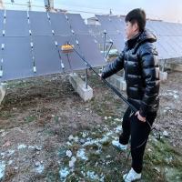 China Manual Water Spray Brush 35cm Width 9m Telescopic Handle for Solar Panel Cleaning for sale