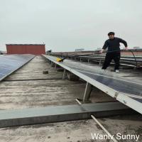 China Electric Rolling Brush Solar Panel Cleaner 5.5m Aluminum Alloy Water Fed Pole for sale