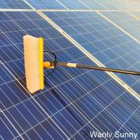 China Manual Solar Panel Cleaning Kit with 55cm Nylon Brush and Mini Lithium Battery Water Pump for sale