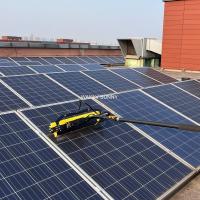 China Carbon Fiber Solar Panel Cleaning Brush with 13 Brush Strips and Rolling Head for sale
