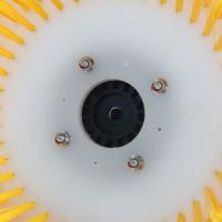China Full-Set Solutions Without Water Limitation Cleaning Solar Panel Brush and Pole with Rotating Head for sale
