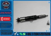 China Genuine Diesel Injector 095000-6490 for common rail DZ100217/RE529118 made in Hungary for sale