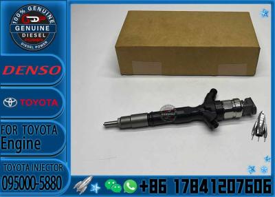 China new Common Rail Injector 23670-30050 095000-5880 FOR COMMON DIESEL INJECTOR 23670-30050 095000-5880 23670-39095 FOR TOYO for sale