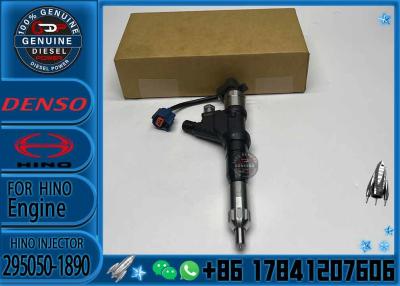 China Common rail Injector 295050-1600 295050-1890 095000-5220 095000-5221 fuel injector for HION E13C 700 engine part injecto for sale