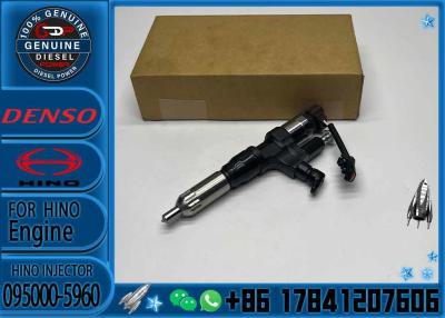 China Good Price high quality common rail diesel injector 095000-5960 095000-5963 23670-E0300 23670-E0301 fuel injector for sa for sale
