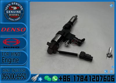 China Diesel common rail injector 26370-E0330 9709500-695 095000-6951 0950006950 095000-6950 for J05C J05D diesel injector for sale