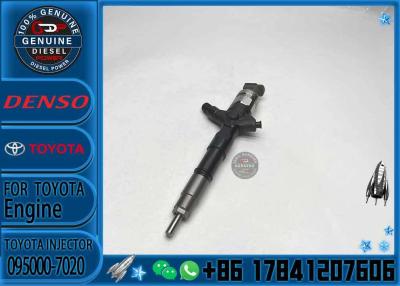 China Fuel Injector 095000-7020 23670-39175 23670-30130 for Toyota DYNA/HIACE1KD-FTV Engine for sale