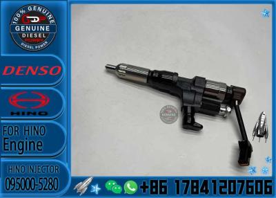 China Diesel Common Rail Injector 095000-5280 095000-5281 for HINO Truck Engine 23910-1360 for sale