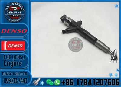 China High Quality Diesel Fuel Injector Common Rail Injector 23670-30230 095000-7440 for To-yota for sale